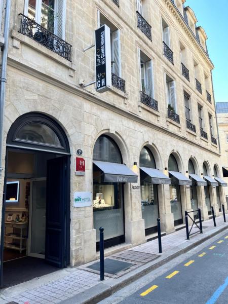 Hotel Des Grands Hommes - Bordeaux Centre - Cenon