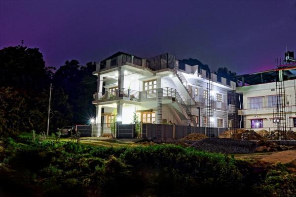 Coorg Rahul Villa- 3 Deluxe Bedrooms - コダグ