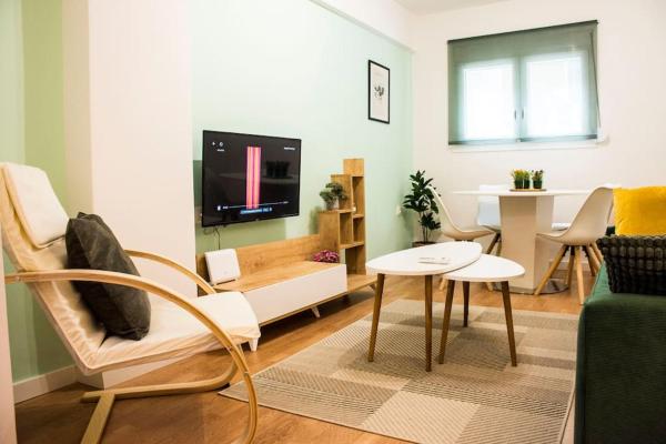 Newly Renovated-city Center Apartment - Athènes