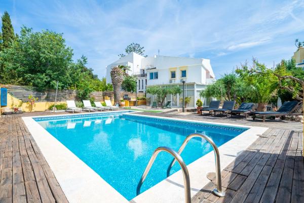 Hauzify I Villa Del Castell - Altafulla