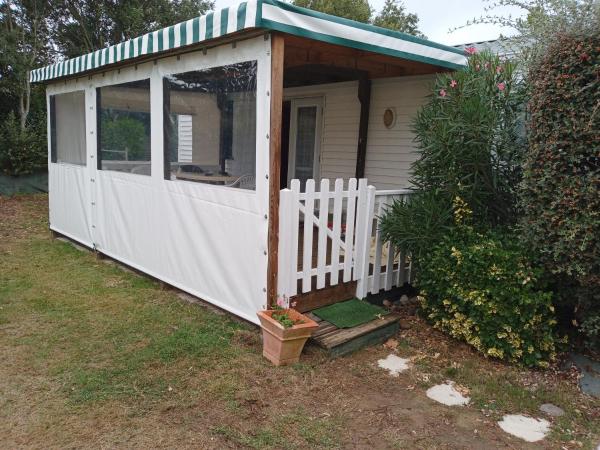 Mobil Home Dans Parc Résidentiel Loisirs - Vendée