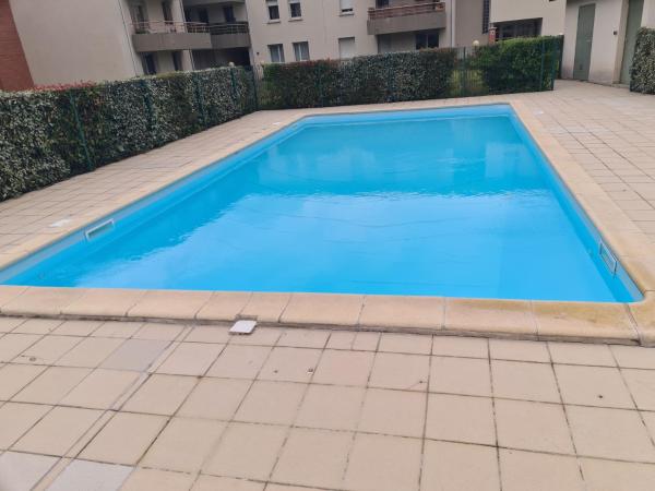 Splendid T2 Piscine En éTé Avec Terrasse, Airbus Et Aéroport - Portet-sur-Garonne