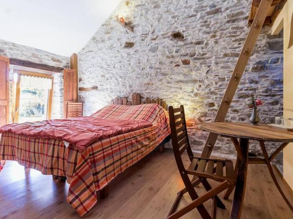 Chambre Rustique Avec Lit King-size, Cheminée, Petit-déjeuner Et éQuipements Pour Enfants à Bouvron - Savenay