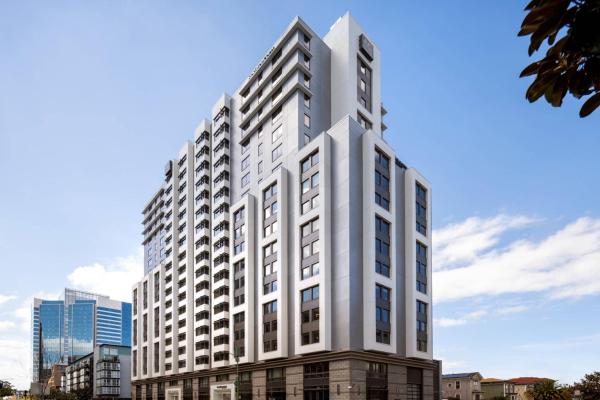 Residence Inn By Marriott Oakland Downtown - Oakland, CA
