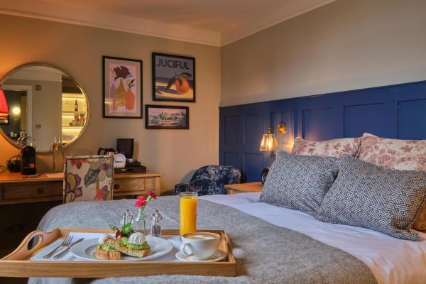 The Bear Esher - Thames Ditton