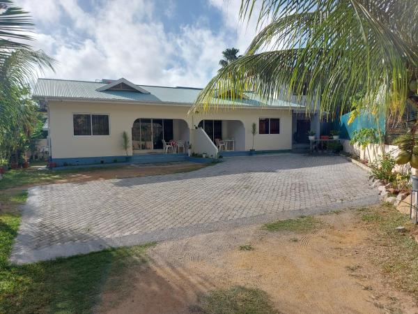 Farida Apartments - Seychelles