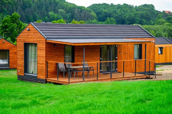 Kwiatkowo - Całoroczny Kompleks Z Baliami I Letnią Plażą - Poland