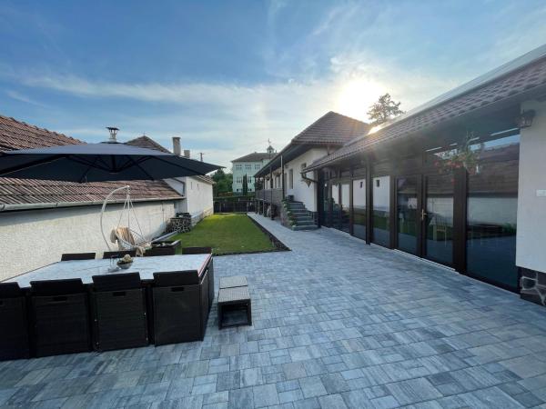 Tulipán Vendégház - Transylvania