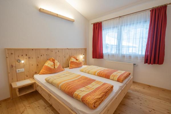 Apartment Enzian - Mesnerhof - Campo Tures
