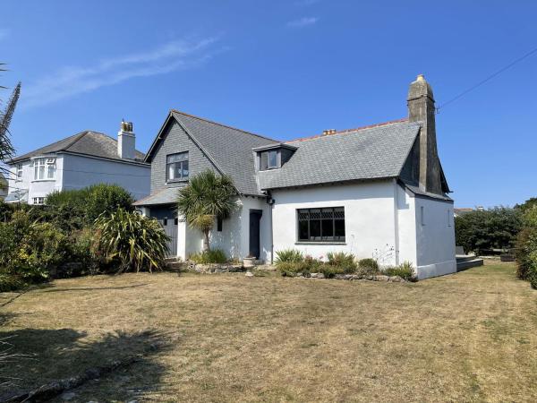 Stratton Vow - A True 1920s Arts And Crafts House! - St Ives