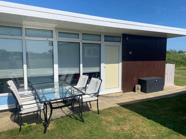 Selsey Country Club Valencia Chalet - Bracklesham Bay