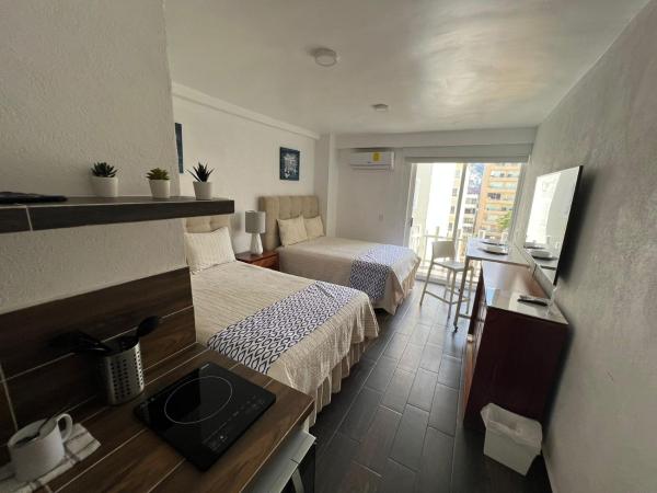 Sky Inn Acapulco Y Condominio Mediterrane - 아카풀코