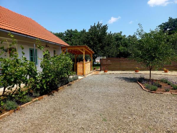 Idill Cottage Vendégház - Tiszafüred