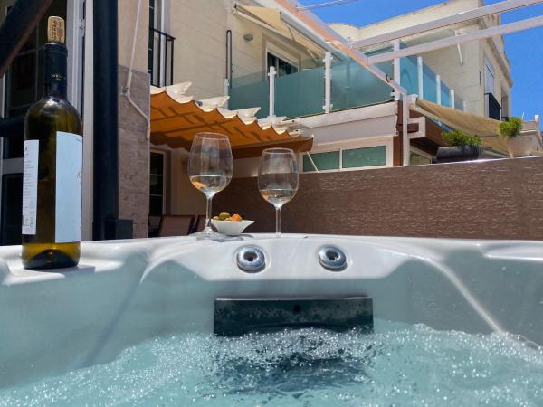 Spacious Apartment With Private Jacuzzi And Pool Access - Puerto de Mogán