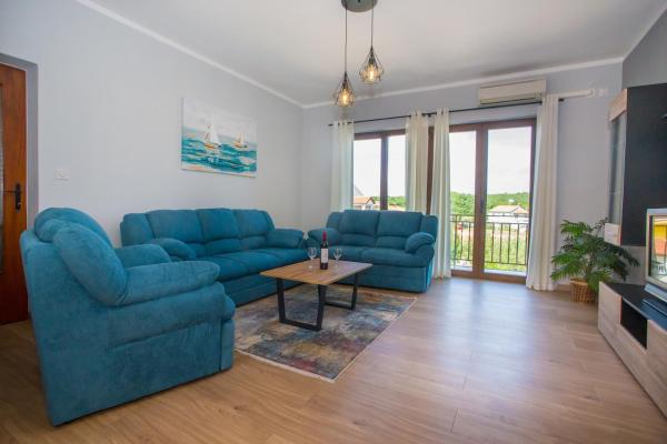 Apartment Anna - Funtana