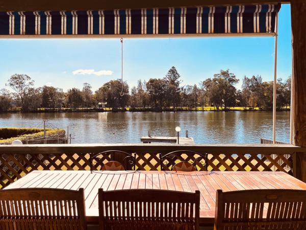 The Anchorage- A Waterfront 70’s Retreat - Lake Macquarie