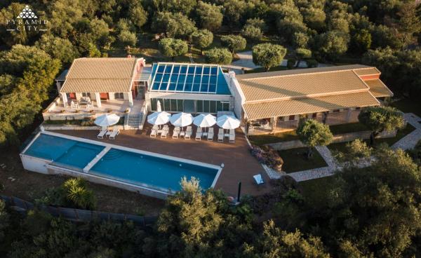 Neptune Sea House - Beachfront - Grecja