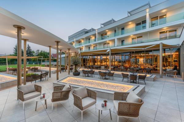 Hotel Vinifera Wine & Spa 5 Stars Superior - Zamárdi