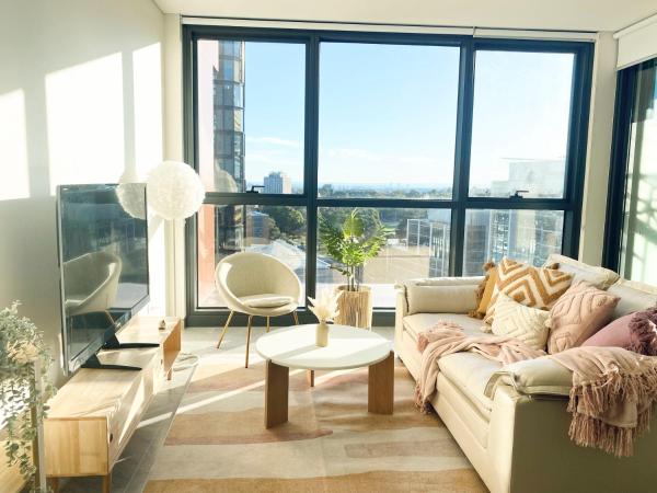 Central Apartment St Leonards - Manly