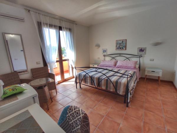 Stella Dorada - Bedroom & Sea A 5 Minuti Dal Mare, Con Clima, Bagno Privato, Balcone, Frigo E Tv - Castiadas