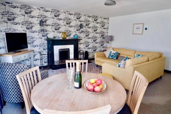 Saffron House - Fowey