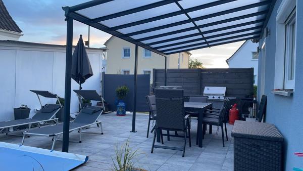 Modern House With Pool - 3 Bedrooms 2 Bathrooms - Memmingen