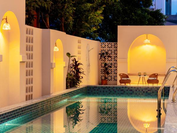 Beihai Silver Beach Yintai Time Seaview Villa Hotel - China