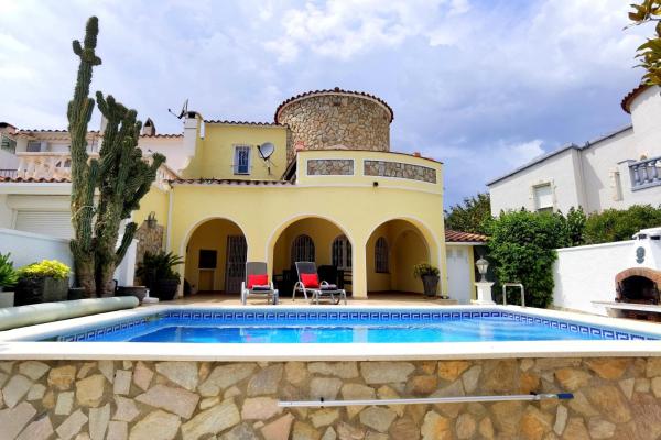 Leon Inmo Casa Ingrid - 11491 - Empuriabrava