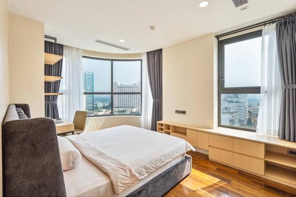 The Rixx Perfect Apartment/d1/pool/gym/bathtub/fun - Ho Chi Minh