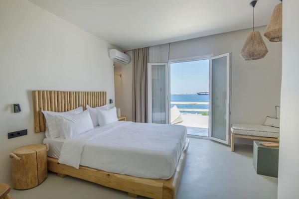 Lyra Sunset Suite - Paros