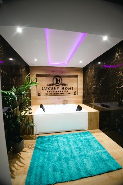 Luz De Patios - Huelva