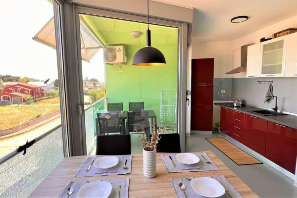 Apartment Zambratija, For Up To Six Guests - Umag