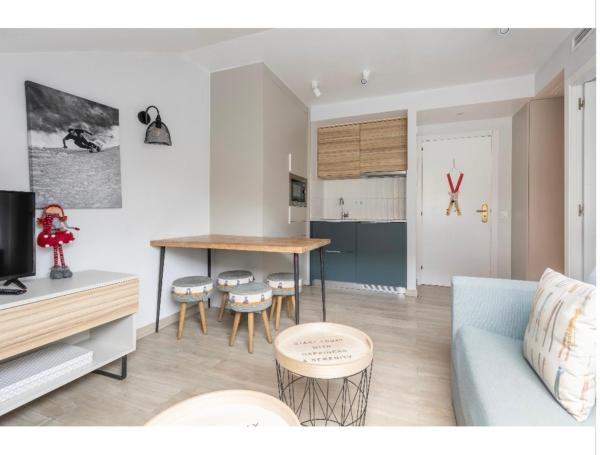 Chic Humaralet, Pie De Pistas, Free Parking - Pyrénées
