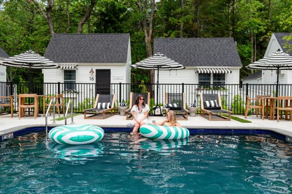 Wanderer Cottages - Wells, ME