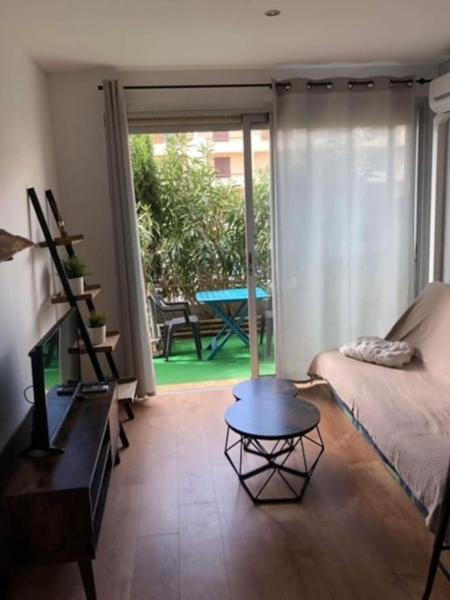 Appartement Rénové Rdc Terrasse 200m Plage - Sigean