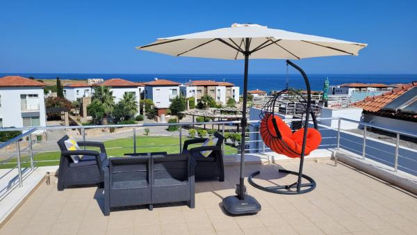 Sea And Mountain View Beachfront Penthouse - Northern Cyprus