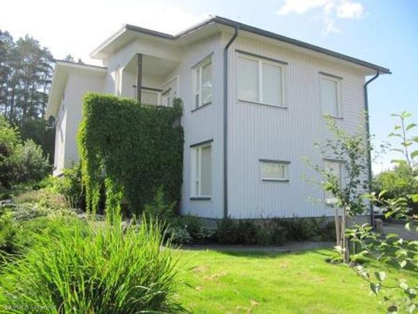 Kotoisa Parkkipaikallinen Kaksio Kangasalan Keskustassa - Kangasala