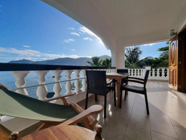 The Drake Seaside Apartment - Seychelles
