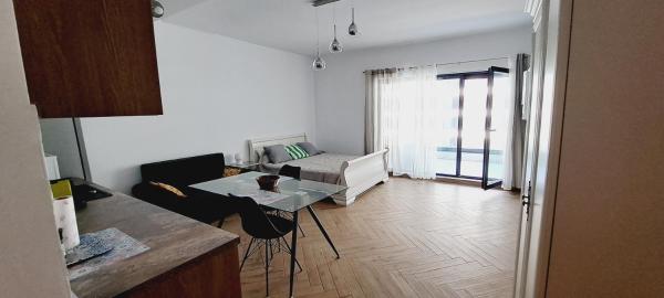 Mamaia Nord Studio La 10 M De Plaja Langa Cluburi - Constanța