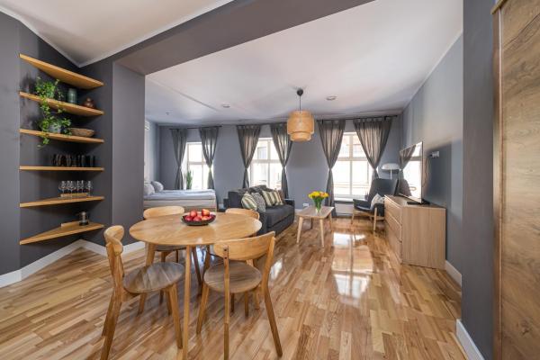 Romantic And Spacious Apartment In Riga Old Town - Riga