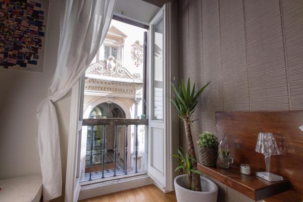 The Central View - Dolcevite - Rome
