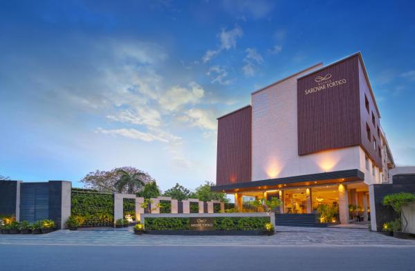 Royale Sarovar Portico Agra - Agra