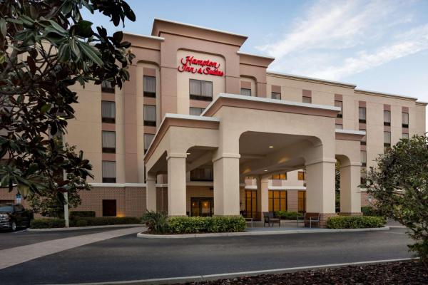 Hampton Inn & Suites Largo - Clearwater Beach, FL