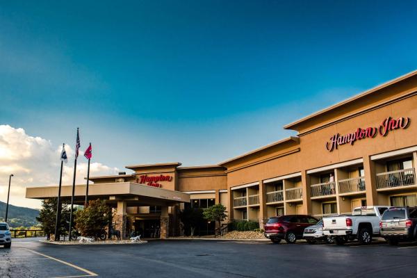 Hampton Inn Caryville-i-75/cove Lake-state Park - LaFollette, TN