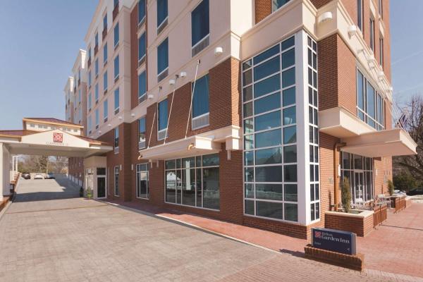 Hilton Garden Inn Falls Church - Washington, DC