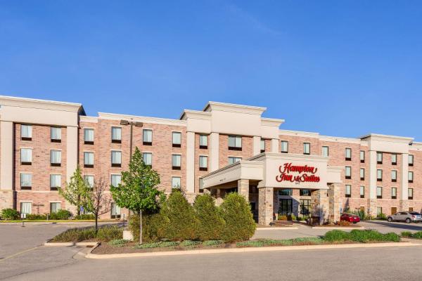 Hampton Inn & Suites West Bend - Jackson, WI