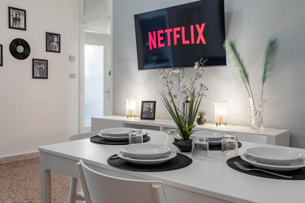 H11 Ariston Centro Sanremo - Mare - Liguria