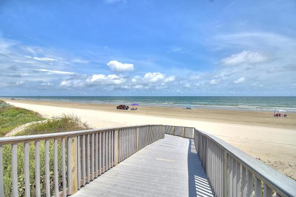 A Change In Latitude Gc1009 - Port Aransas, TX