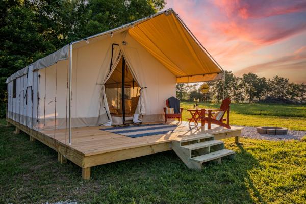 Roaring River Luxury Glamping #5 - Missouri