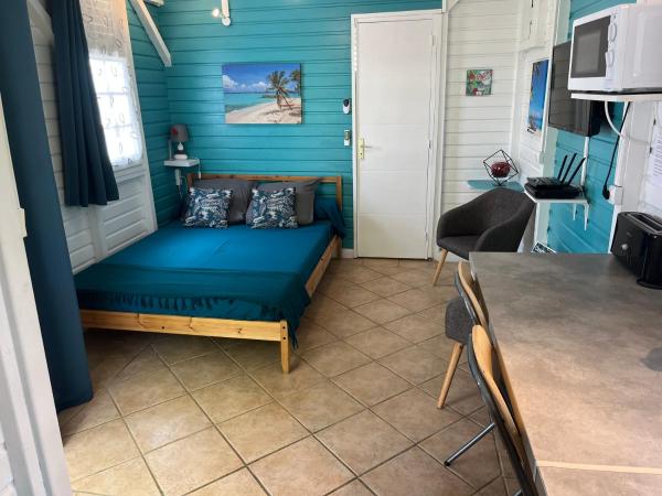 Bungalow Avec Piscine - Martinique